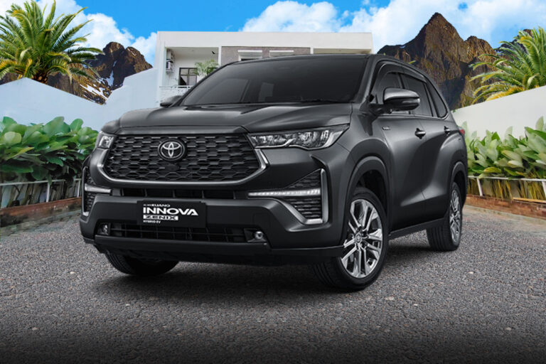 Sewa Mobil Innova Zenix Q & Q Hybrid - Rainbow Rent Car